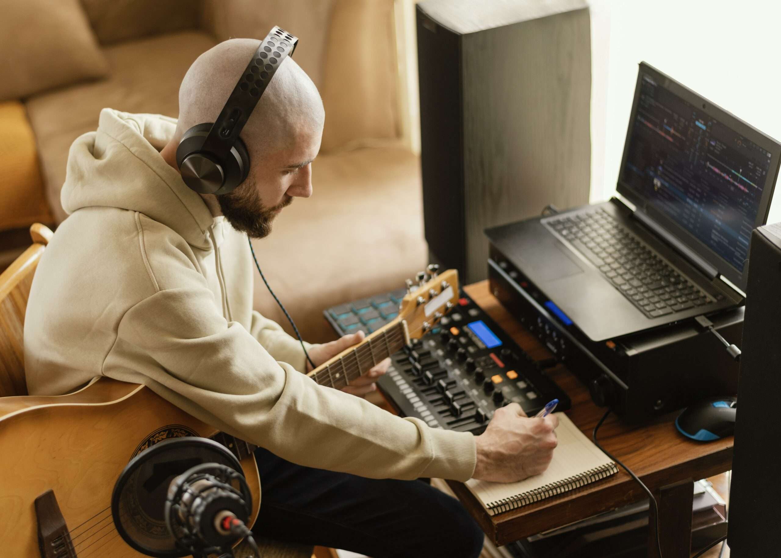 Designing the Ultimate Home Recording Studio: Key Elements for Success ...