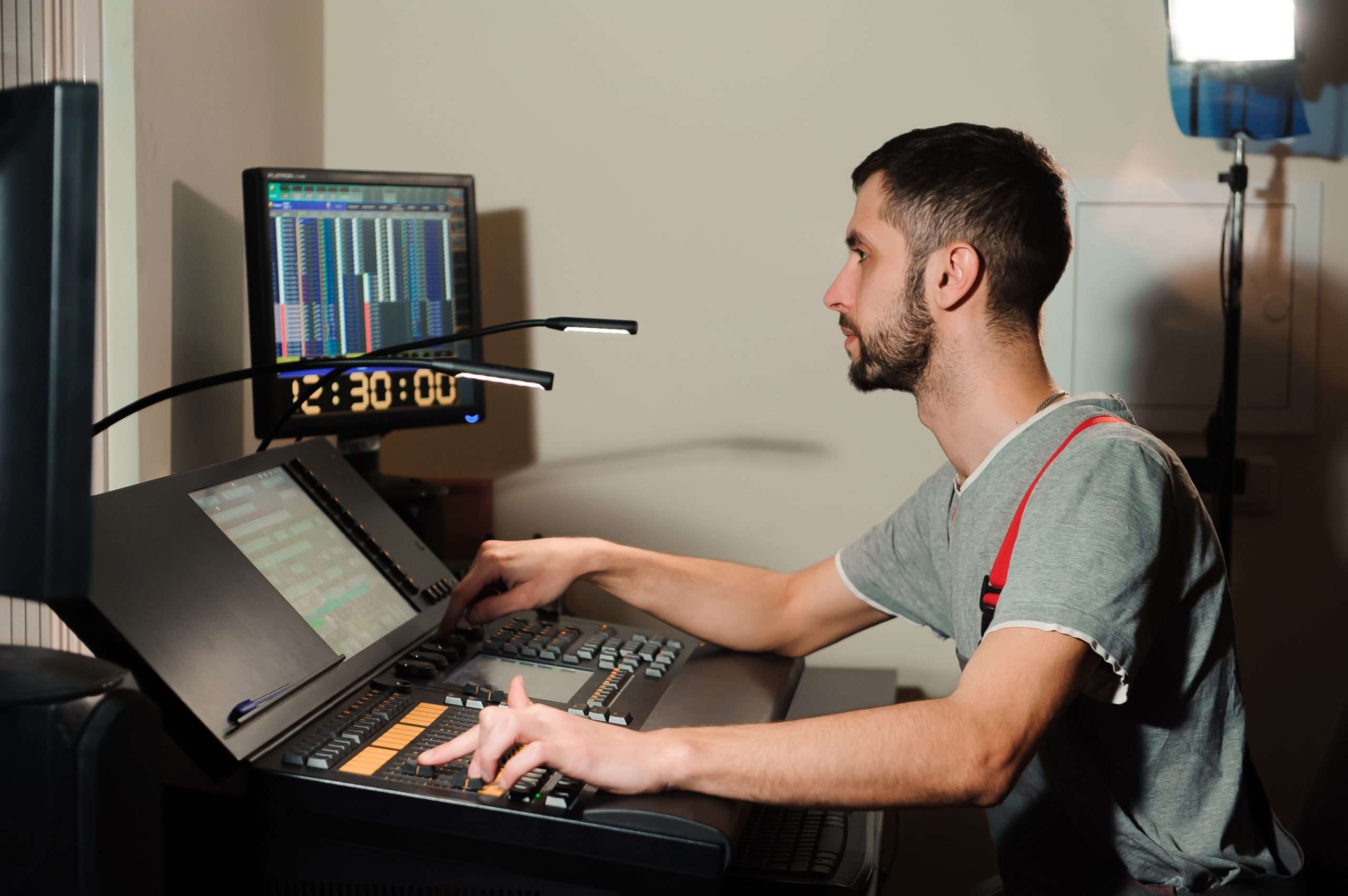 How to Mix and Master a Live Recording in a Home Studio - Making Music 101