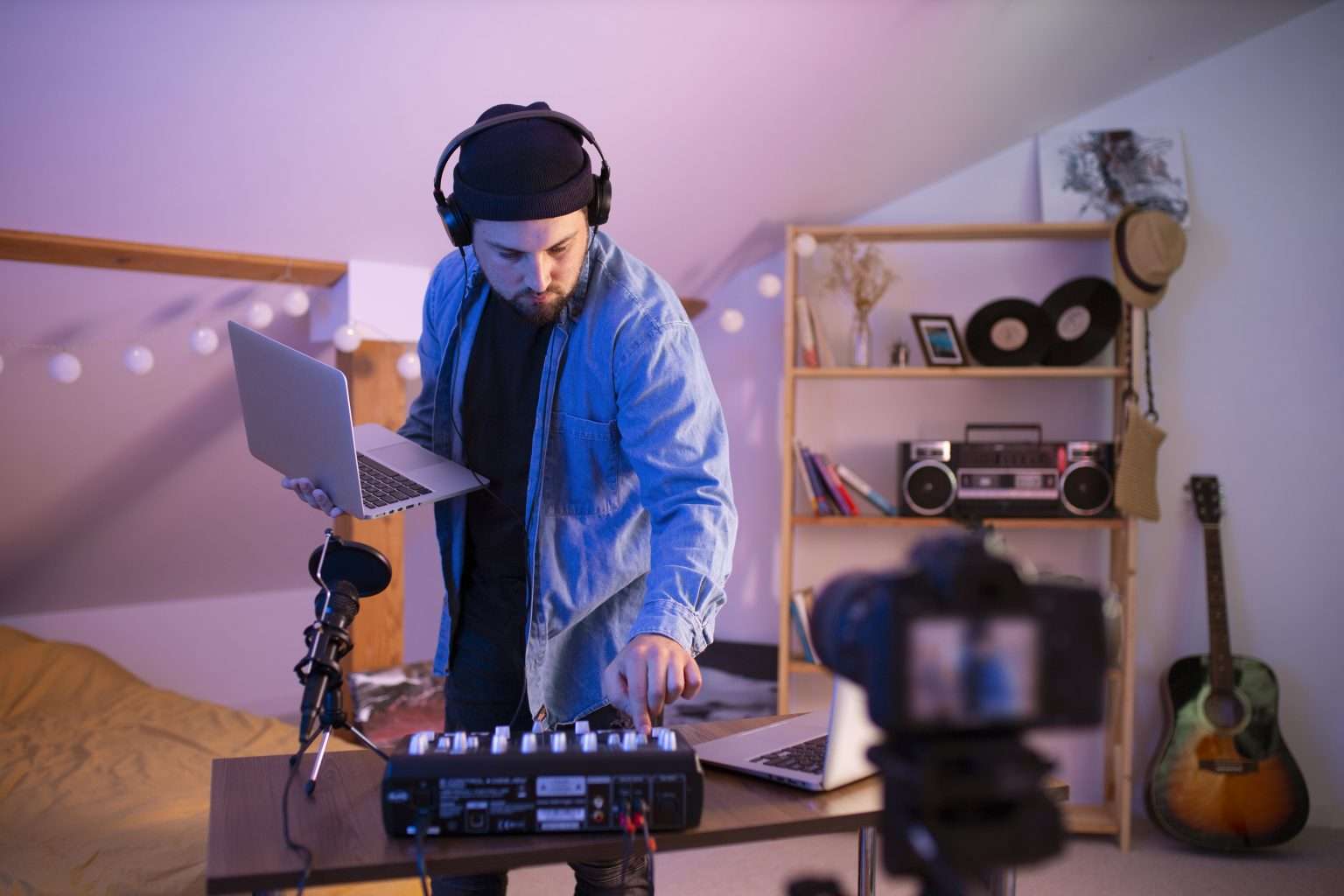 The Benefits of a Hardware Compressor in Home Music Production - Making ...