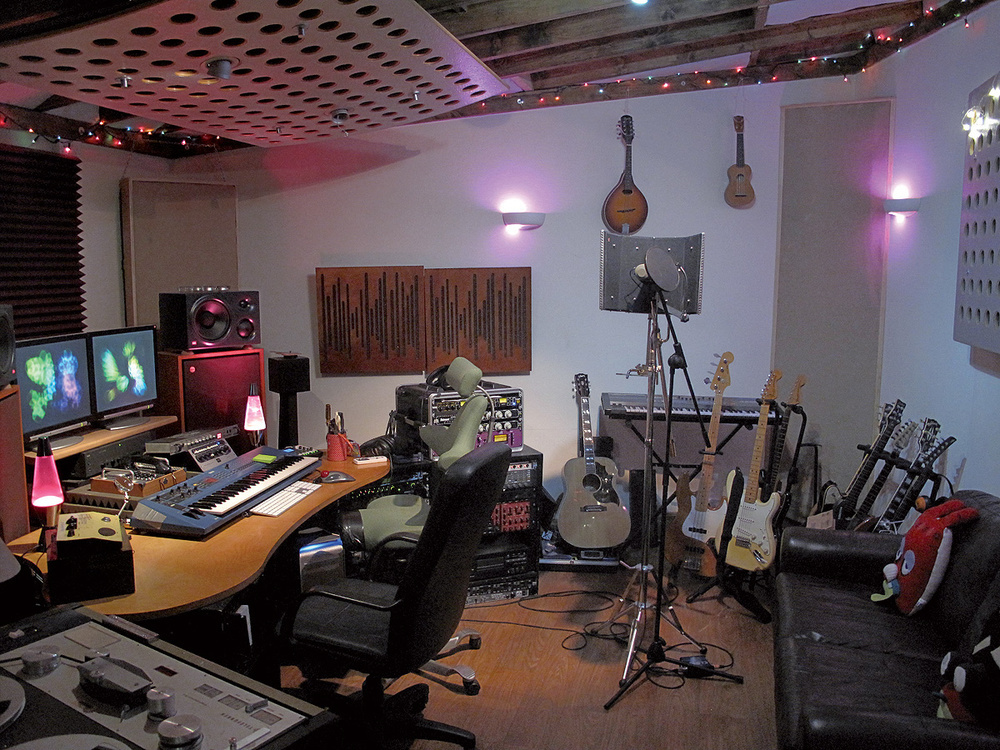 Designing Your Own Custom Recording Studio - Making Music 101